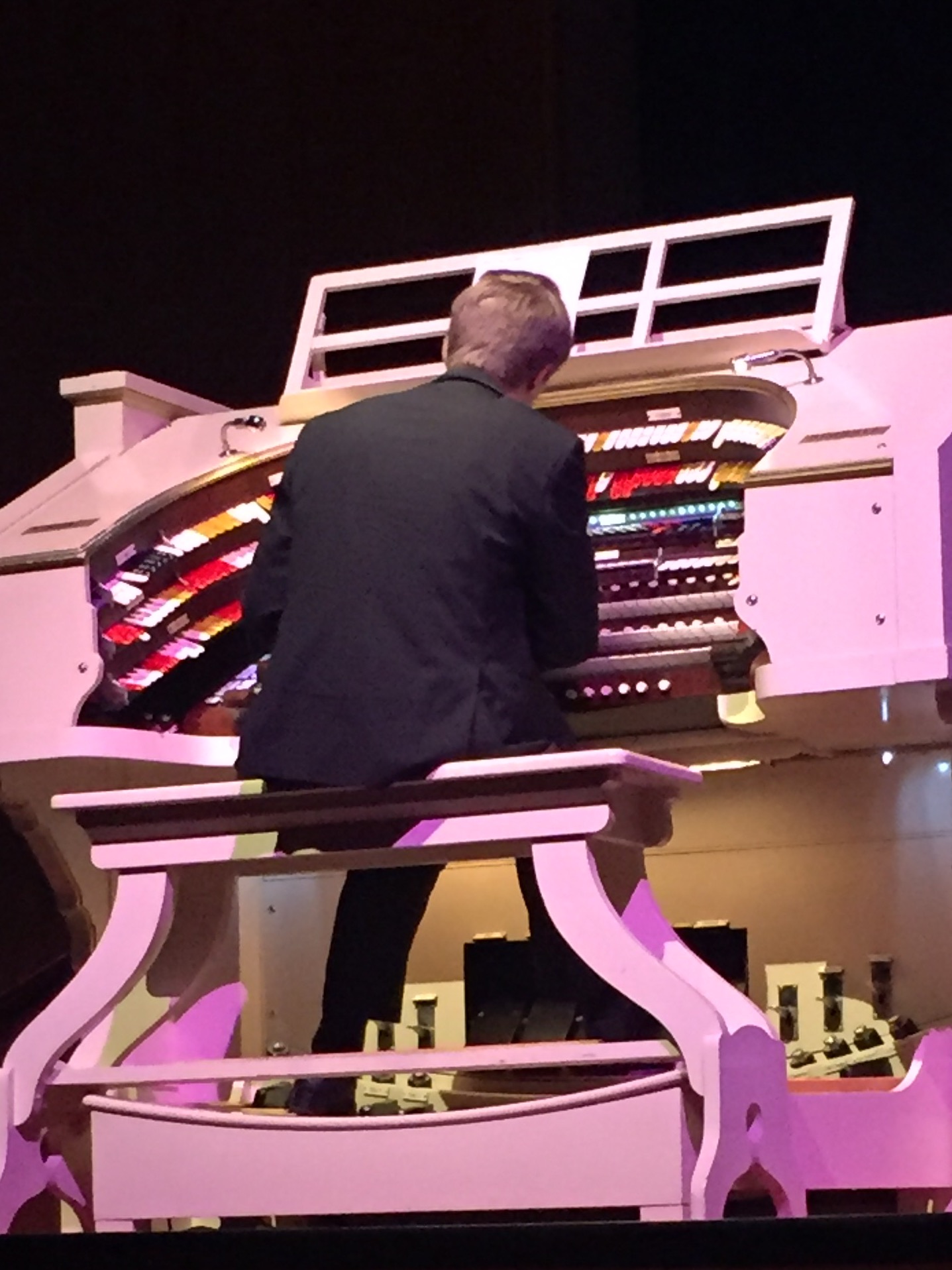 Review: 2016-6 David Gray - Dickinson Theatre Organ Society